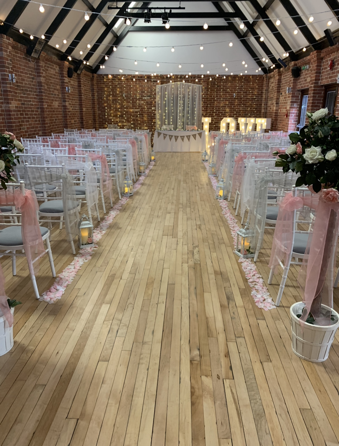 Wedding ceremonies | The Sparkle Shed | Venue Styling in Herts & Beds